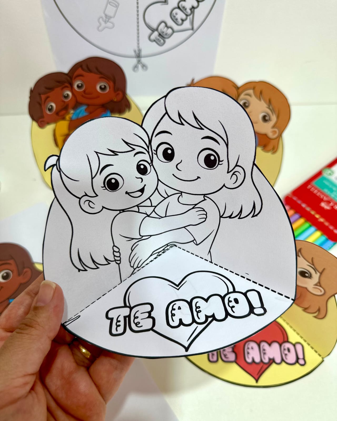 ATIVIDADE 3D DIA DAS MÃES/DIA DE QUEM CUIDA DE MIM – Prof Lotus ...